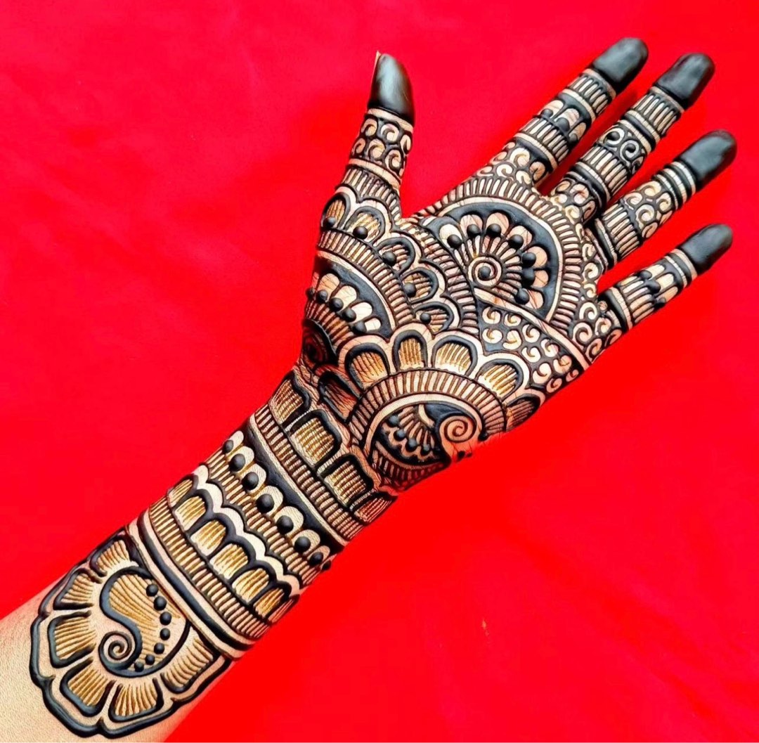 Henna service, Lifestyle Services, Event & Party Services on Carousell