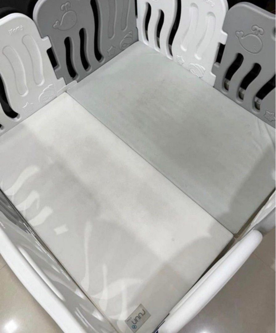Ifam playpen 8 panels with ifam playmat, Babies & Kids, Infant Playtime ...