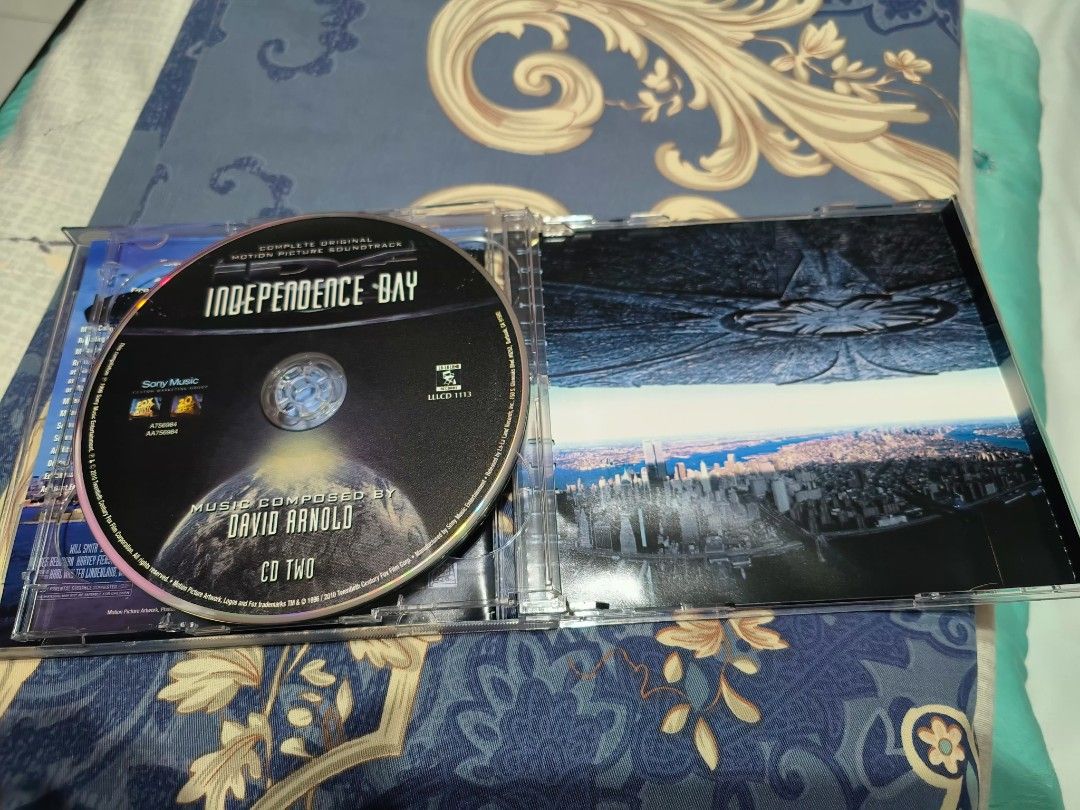 Independence Day (Complete Original Motion Picture Soundtrack) 2-CD Set ...