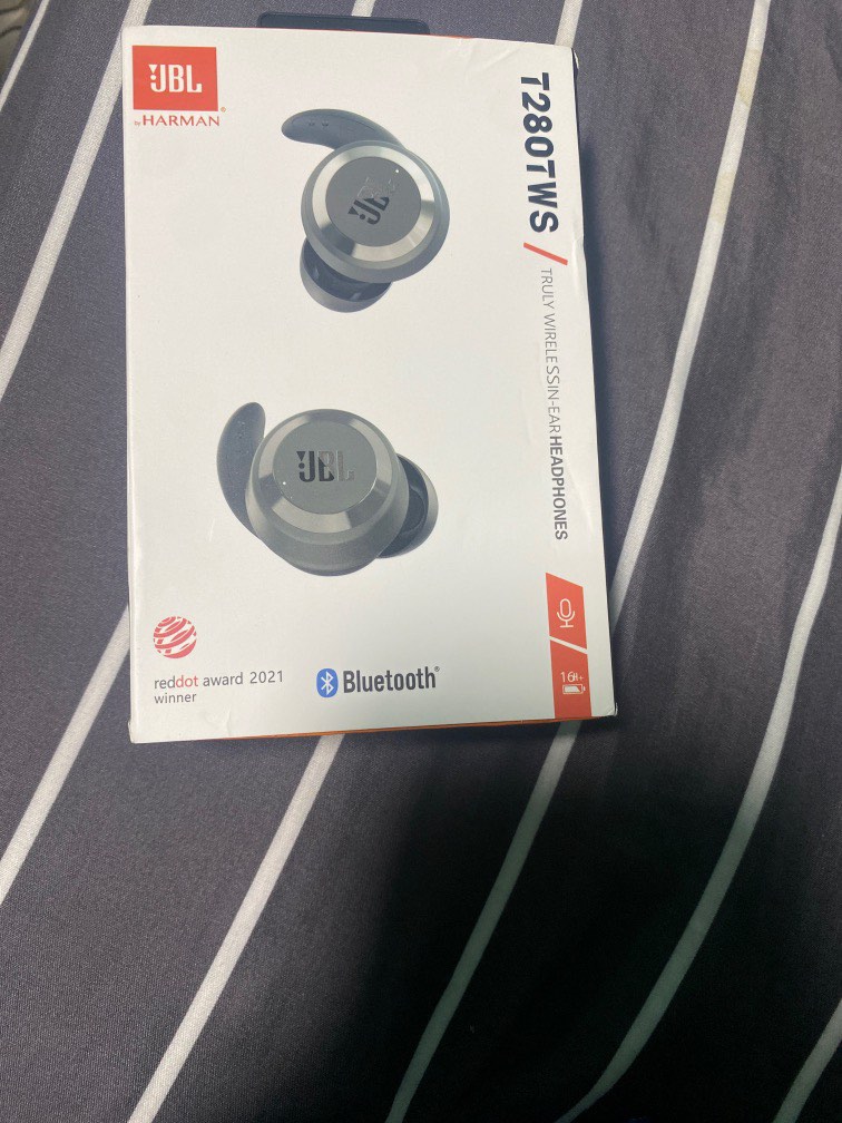 Jbl Wireless Earbuds Audio Earphones On Carousell