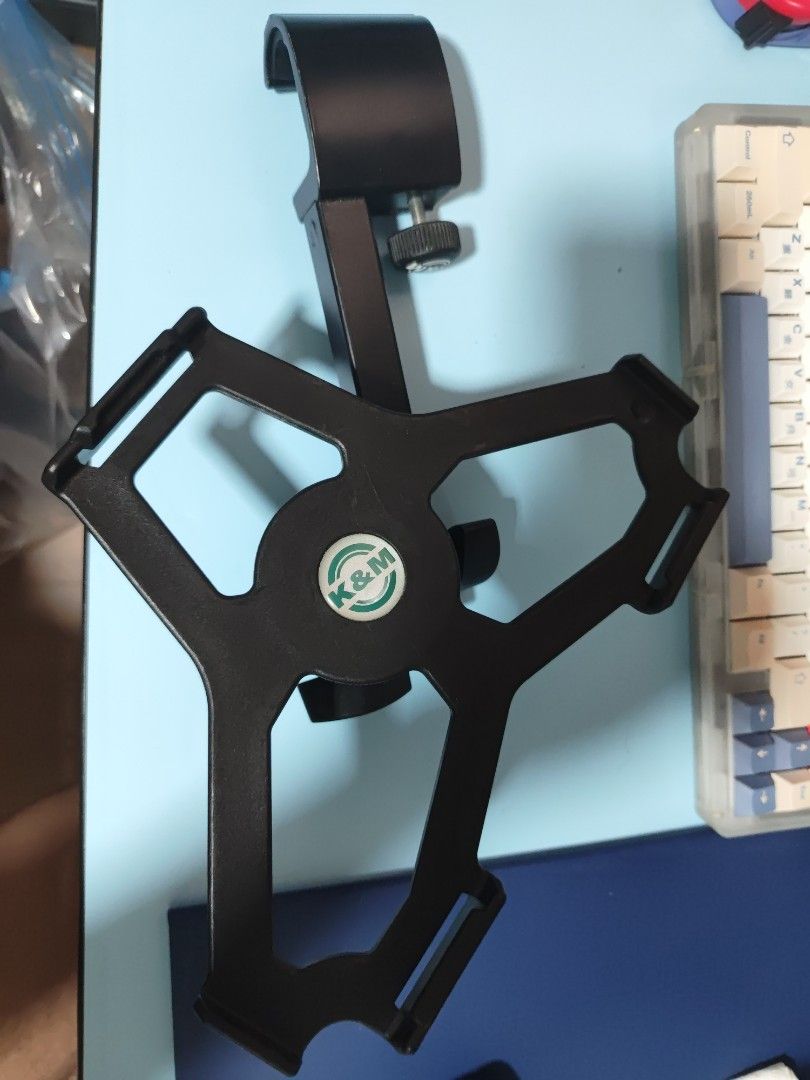 K&M iPad clamp stand, Hobbies & Toys, Music & Media, Music Accessories ...