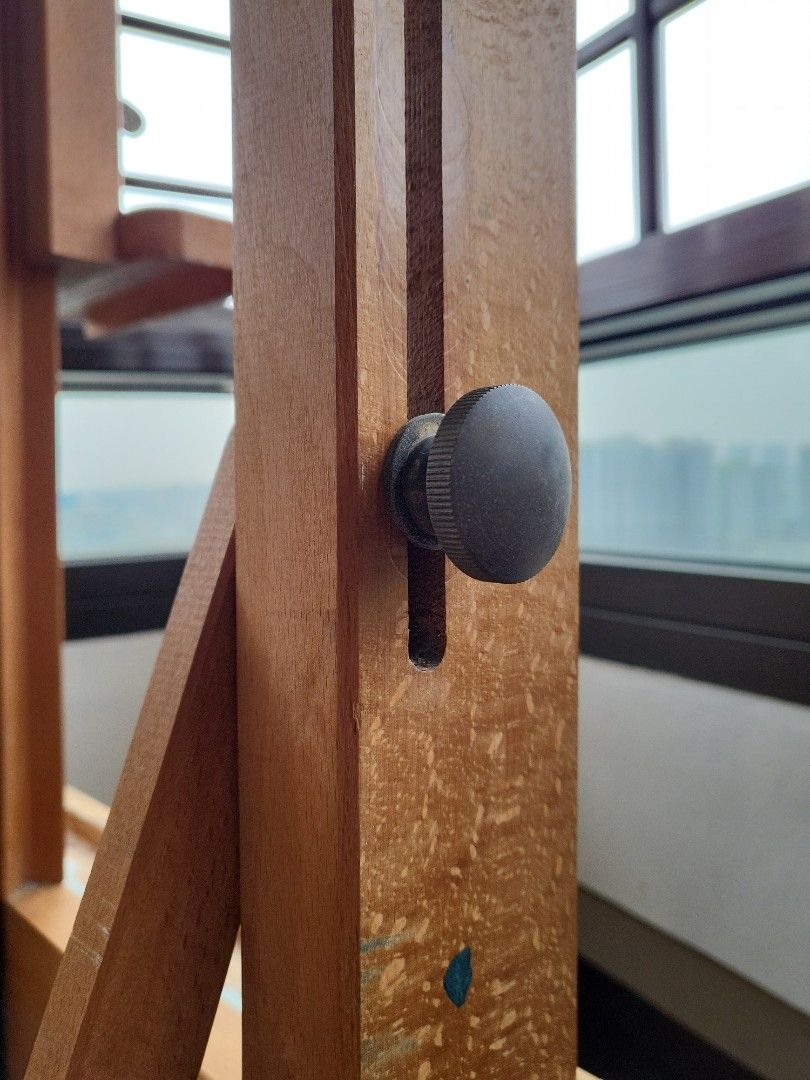 Large Artist Studio Easel w/castor wheels & stopper, Hobbies & Toys ...