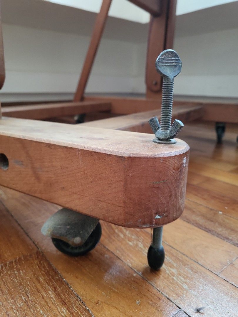 Large Artist Studio Easel w/castor wheels & stopper, Hobbies & Toys ...