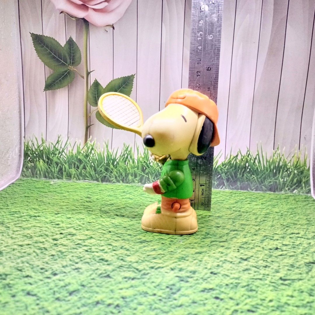 Mainan Snoopy UFS McD 2002 Jadul Vintage Original, Toys & Collectibles ...