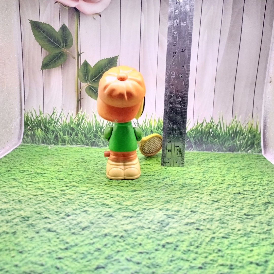 Mainan Snoopy UFS McD 2002 Jadul Vintage Original, Toys & Collectibles ...