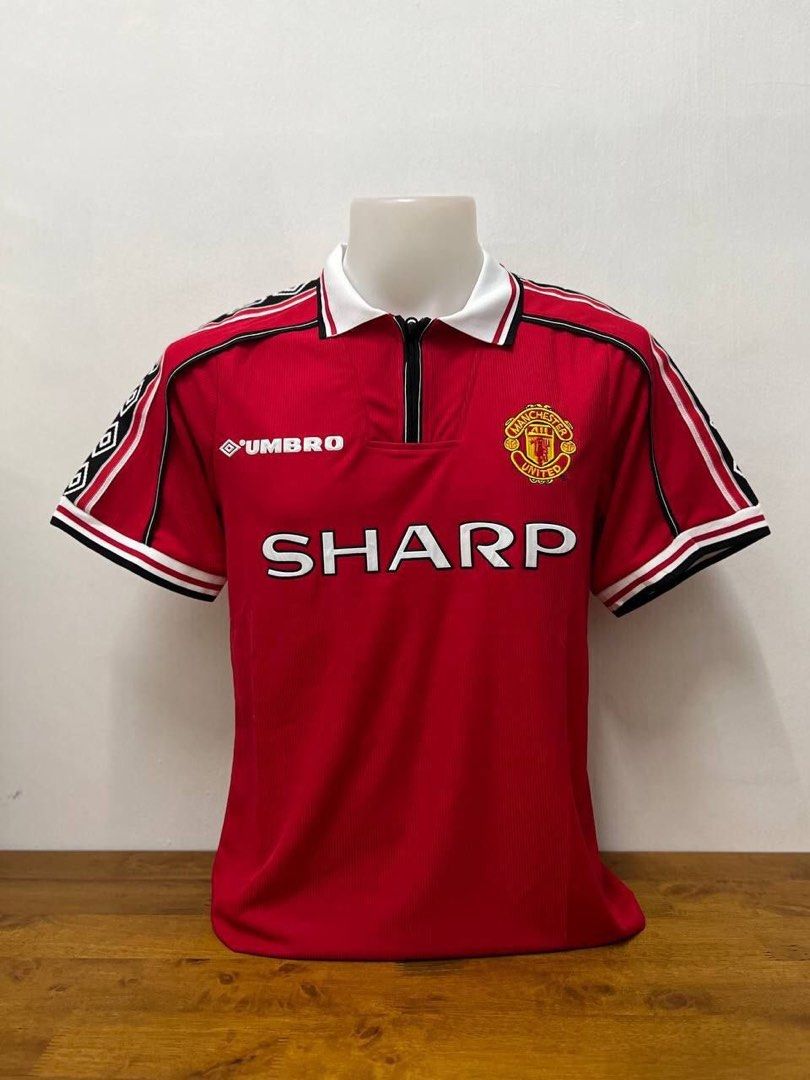 Manchester United Home 1998 Retro, Men's Fashion, Activewear on Carousell