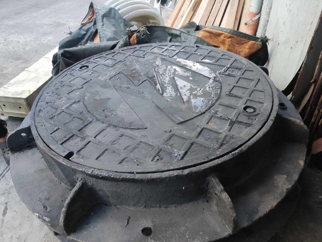 Manhole Cover w/ Meralco logo, Commercial & Industrial, Construction ...