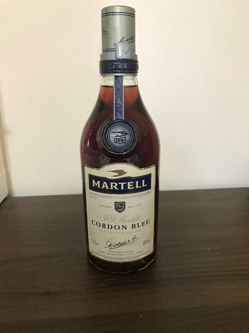 Martell Gordon Bleu (without box), Food & Drinks, Alcoholic Beverages ...