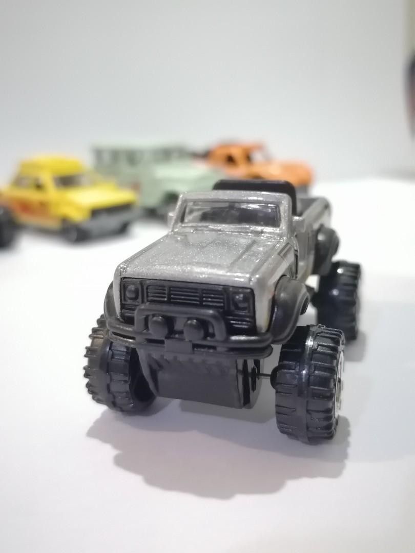 Matchbox 2022 5 Pack MBX Rally II International Scout 4x4 - Metallic ...