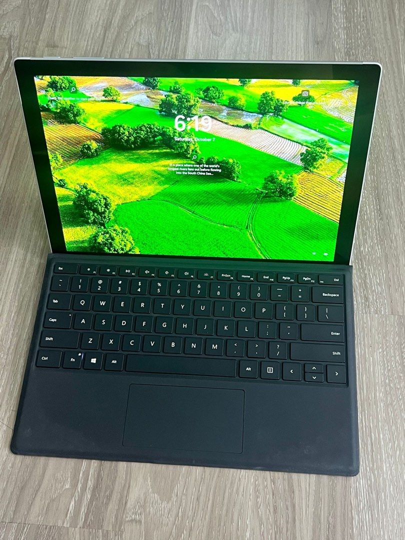 Microsoft Surface Pro 5 (1796)| i5-7300U 8GB RAM 256GB SSD | Windows 11 ...