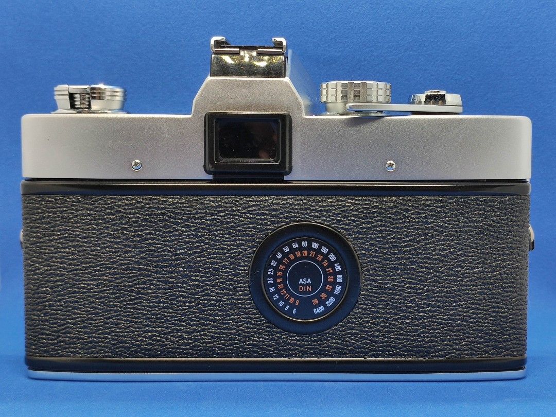 Minolta SRT Super SLR Film Camera with MD Rokkor 50mm f1.7 Lens ...