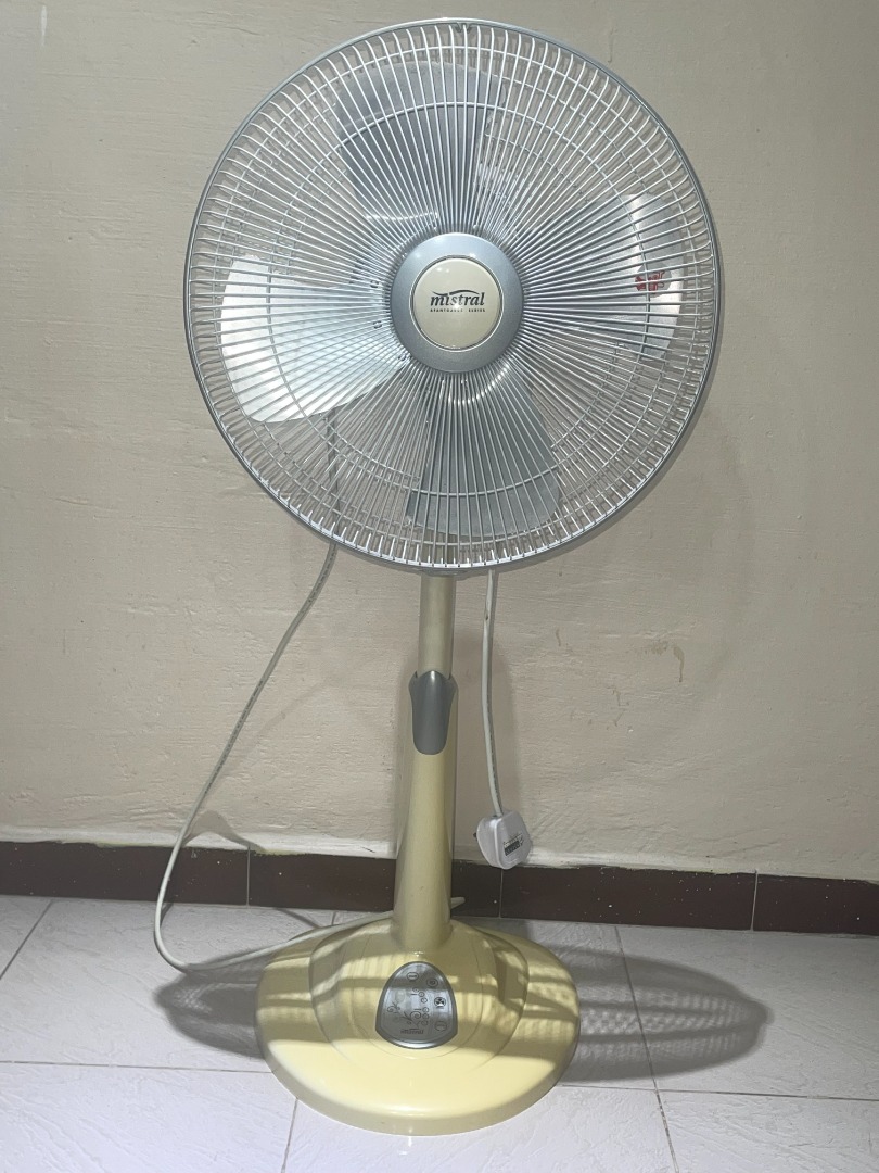 Mistral 16" Electric Slide Fan., Furniture & Home Living, Lighting ...