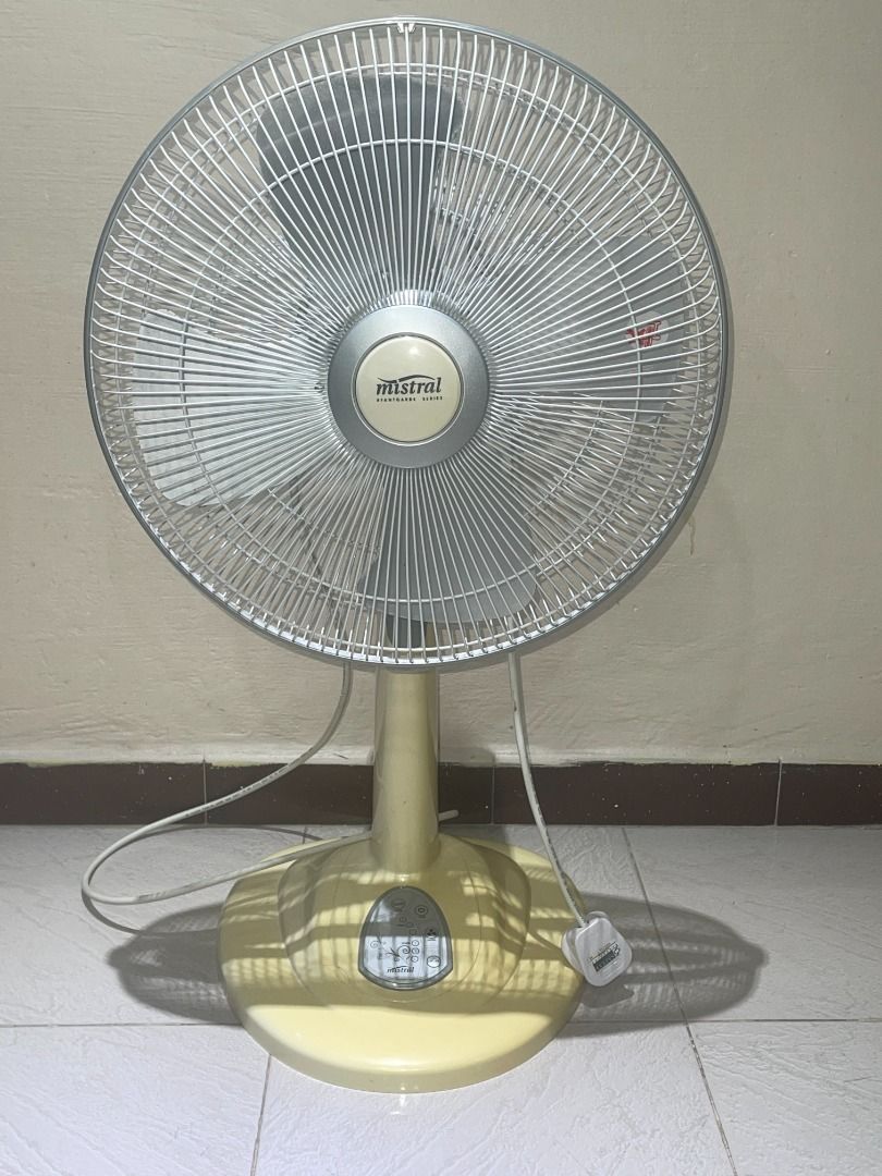 Mistral 16" Electric Slide Fan., Furniture & Home Living, Lighting ...
