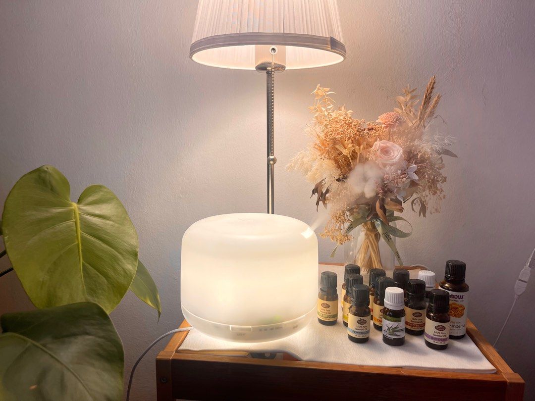 MUJI LARGE AROMA DIFFUSER + Essential oils set , Furniture & Home ...