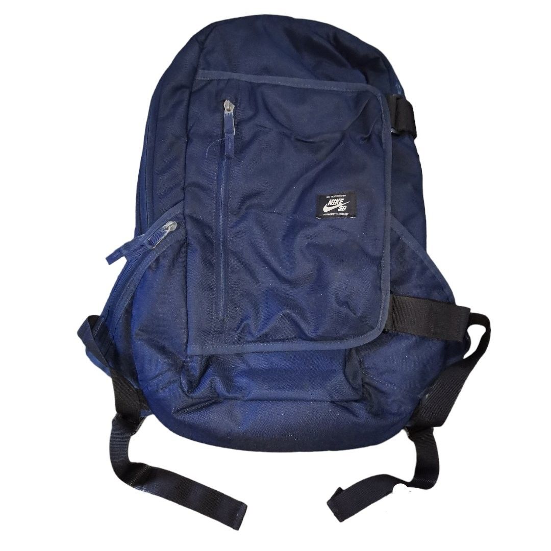 Nike SB Shelter Backpack, Men's Fashion, Bags, Backpacks on Carousell