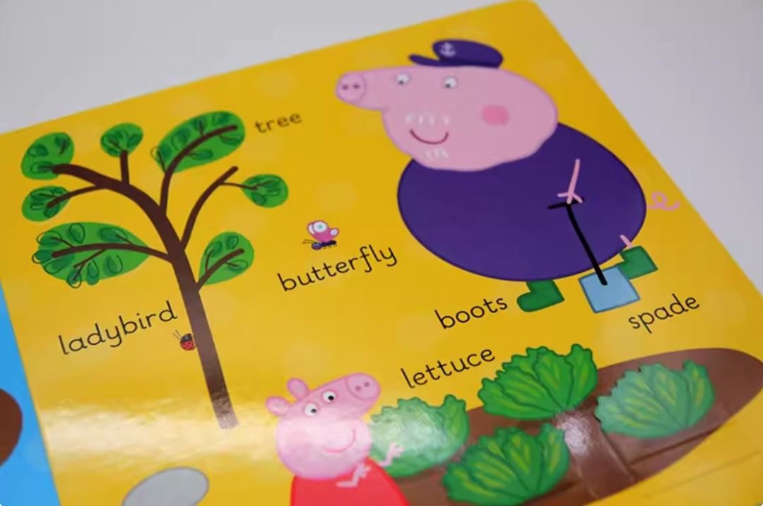 Original Peppa Pig Peppa's First 100 Words, Hobbies & Toys, Books ...