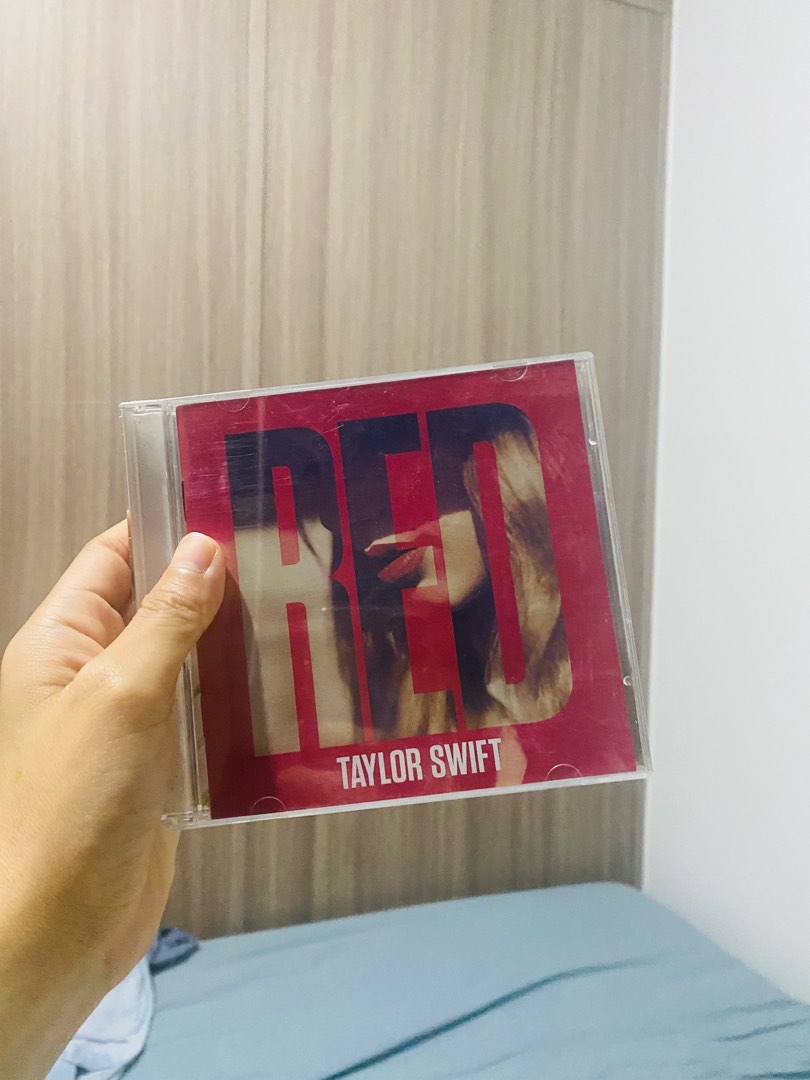 Original red album, Hobbies & Toys, Music & Media, CDs & DVDs on Carousell