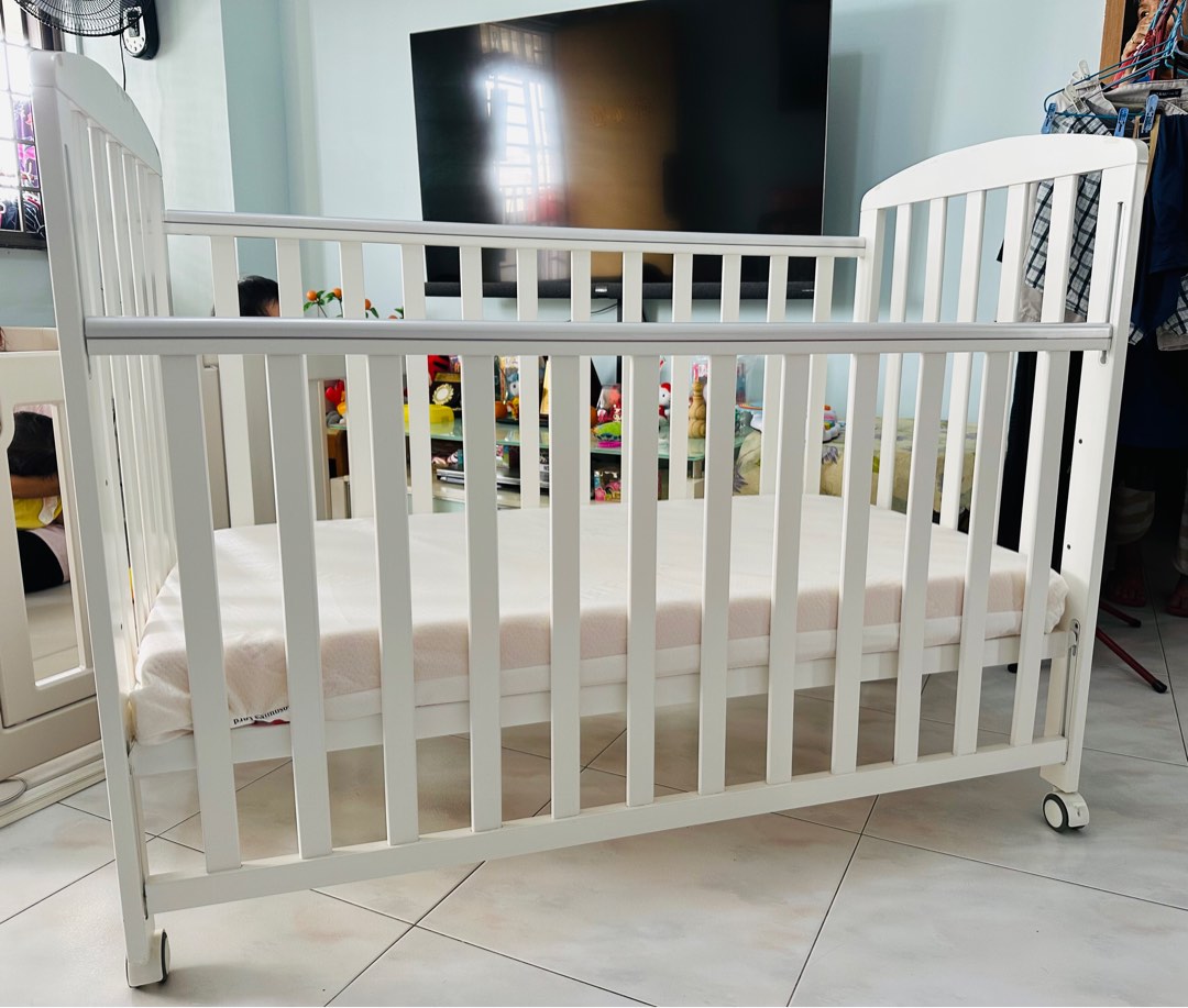 Palette Box 6 in 1 Convertible Baby Cot, Babies & Kids, Baby Nursery ...