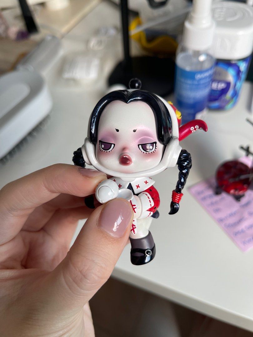 POPMART SKULLPANDA DEADPAN WEDNESDAY ADDAMS FAMILY, Hobbies & Toys ...