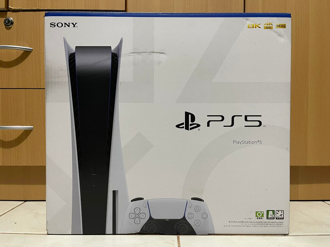 PS5 Disc - COMPLETE with RECEIPT (4 Months Old), Video Gaming, Video ...