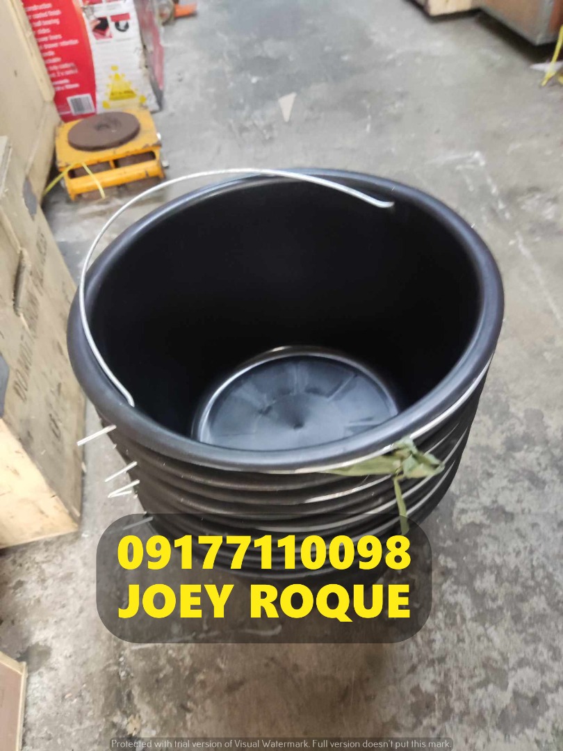 pvc cement pail, Commercial & Industrial, Construction Tools ...
