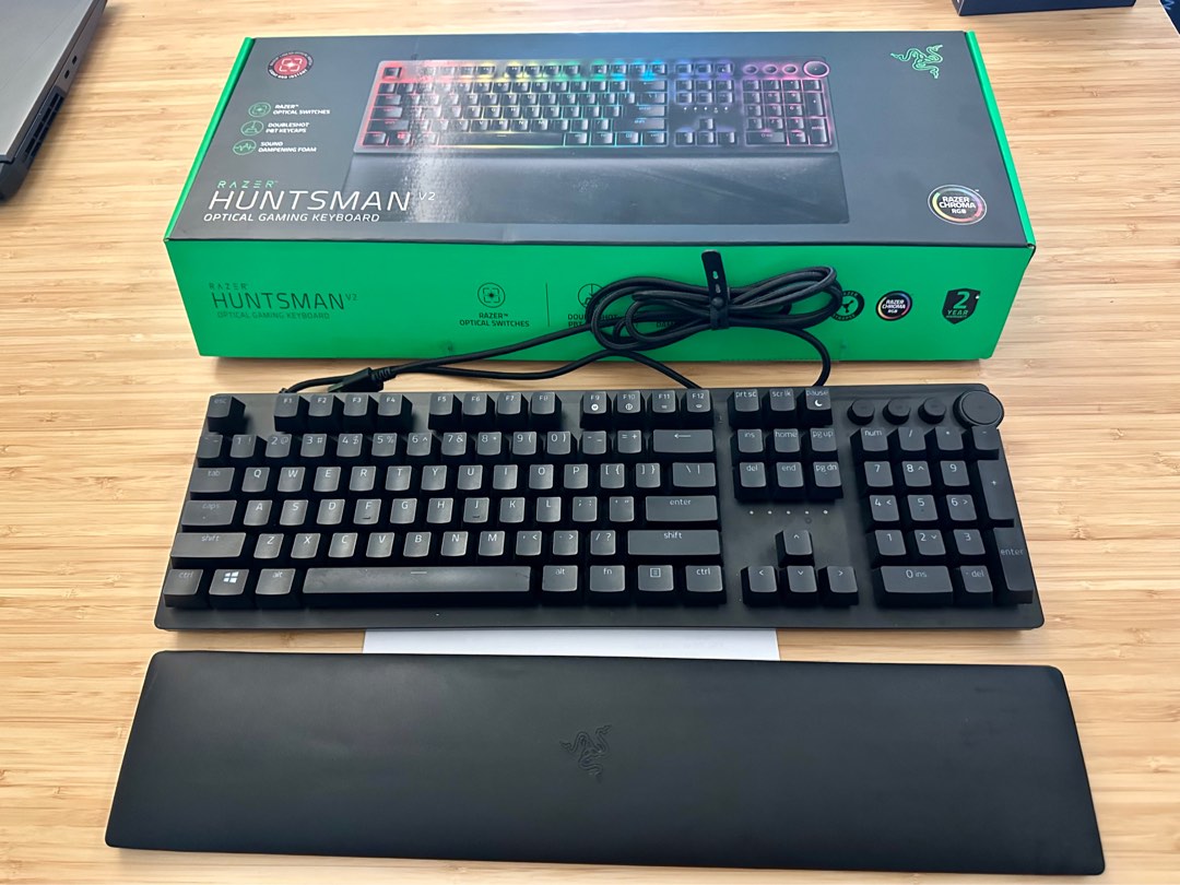 Razer Huntsman V2 Optical Gaming Keyboard, Computers & Tech, Parts ...