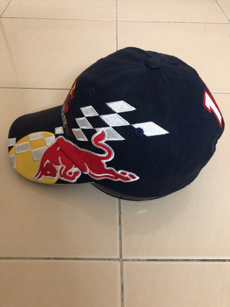 RED BULL RACING FORMULA ONE TEAM / TOPI PERMOTORAN, Men's Fashion ...