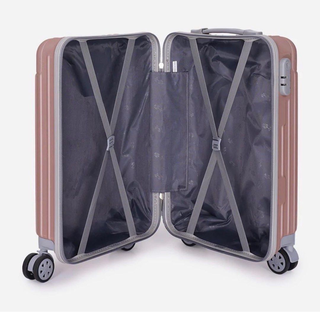 Rose Gold Luggage ( Maleta ), Hobbies & Toys, Travel, Luggage on Carousell
