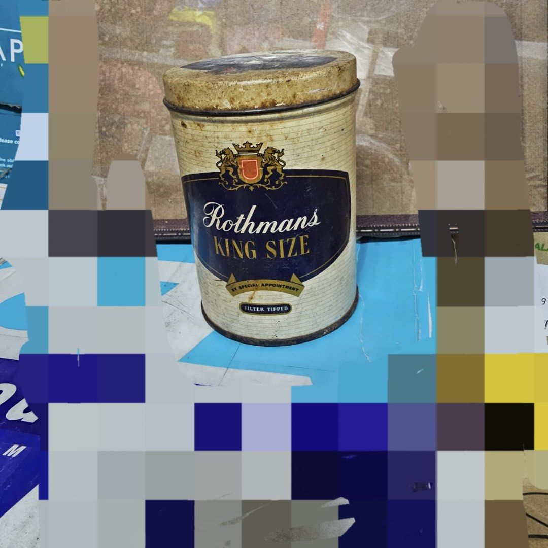 Rothmans, king size, London. Metal tin, Hobbies & Toys, Memorabilia ...