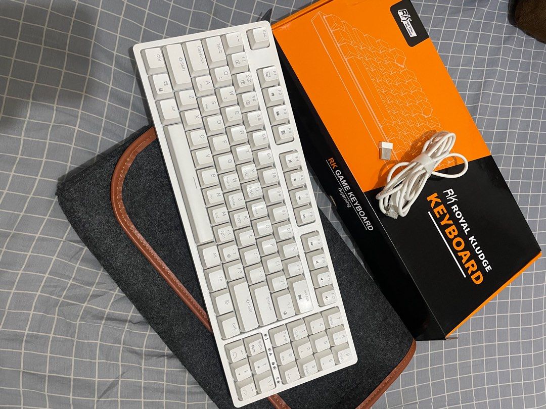 Royal Kludge RK92 Tri-mode keyboard, Computers & Tech, Parts ...