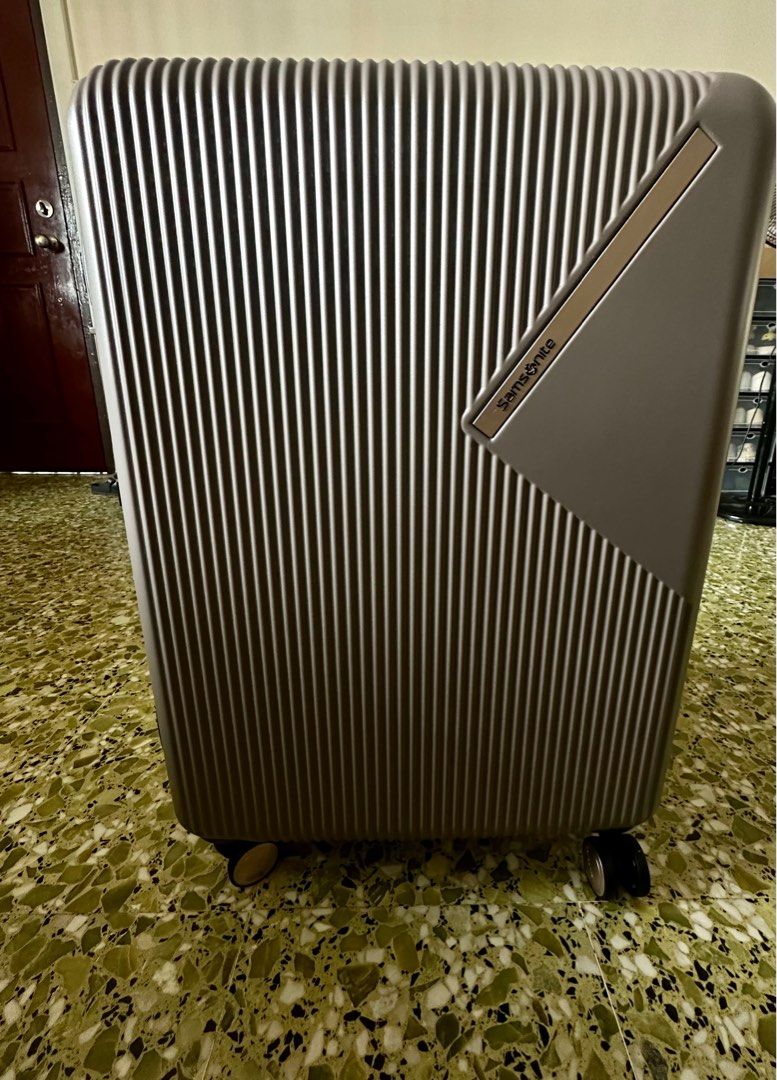 Samsonite Zeltus Luggage , Hobbies & Toys, Travel, Luggage on Carousell