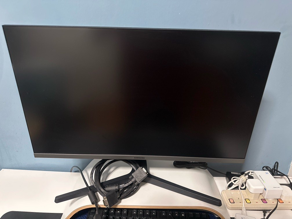 Samsung SR350 Bezel-Less LED Monitor (27 inch), Computers & Tech ...