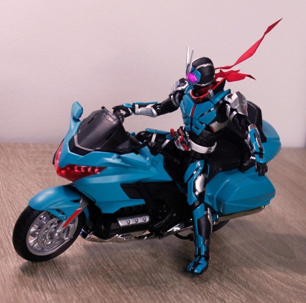 SHF Kamen Rider Ichigata Rocking Hopper with Custom Bike, Masked Rider ...
