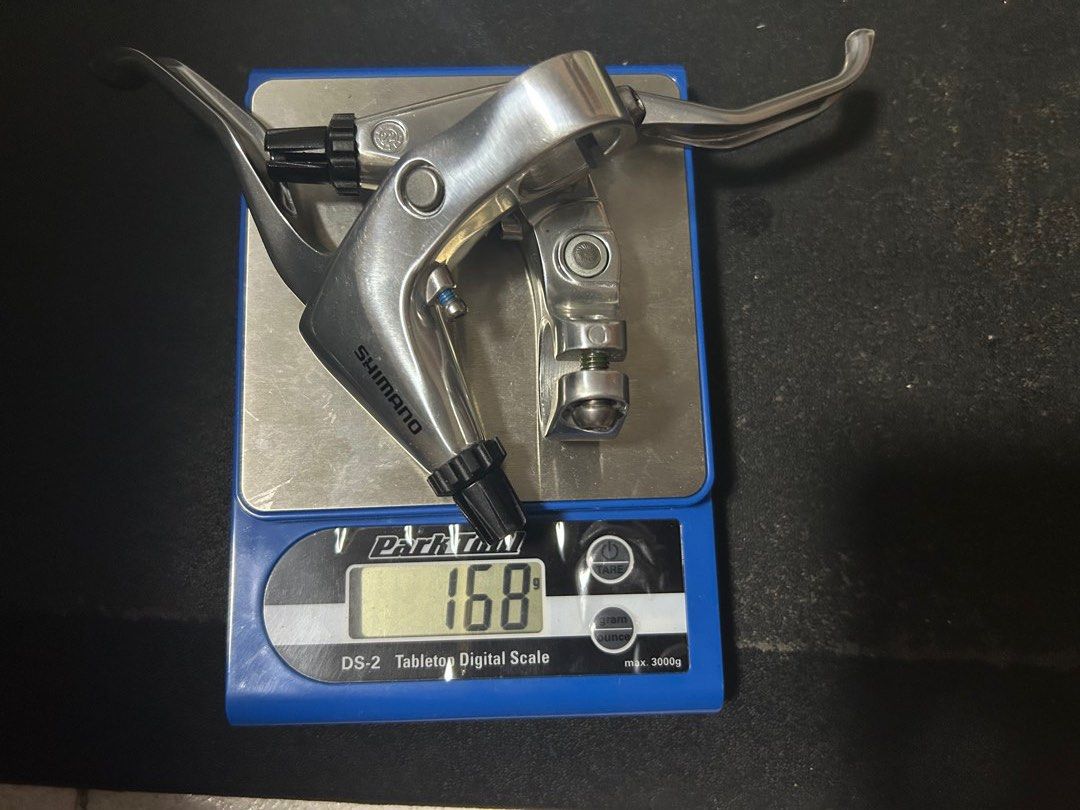 Shimano Brake levers - short pull ( silver chrome ), Sports Equipment ...