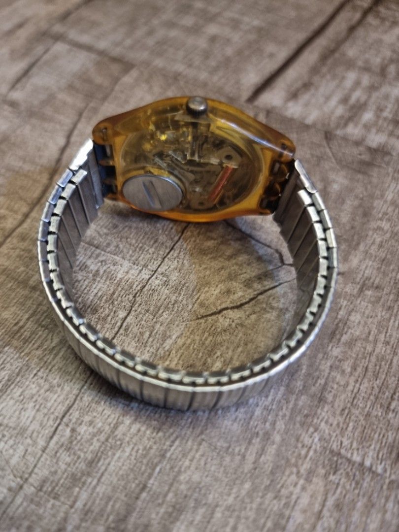 Silver Swatch Watch (needs battery change), Men's Fashion, Watches ...