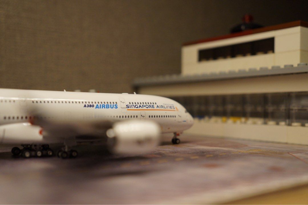 1:400 Singapore airlines A380 F-WOWW (Pheonix Models), Hobbies & Toys ...