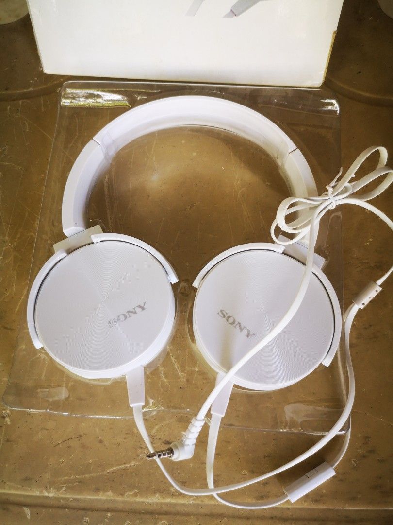 Sony headphones, Audio, Headphones & Headsets on Carousell
