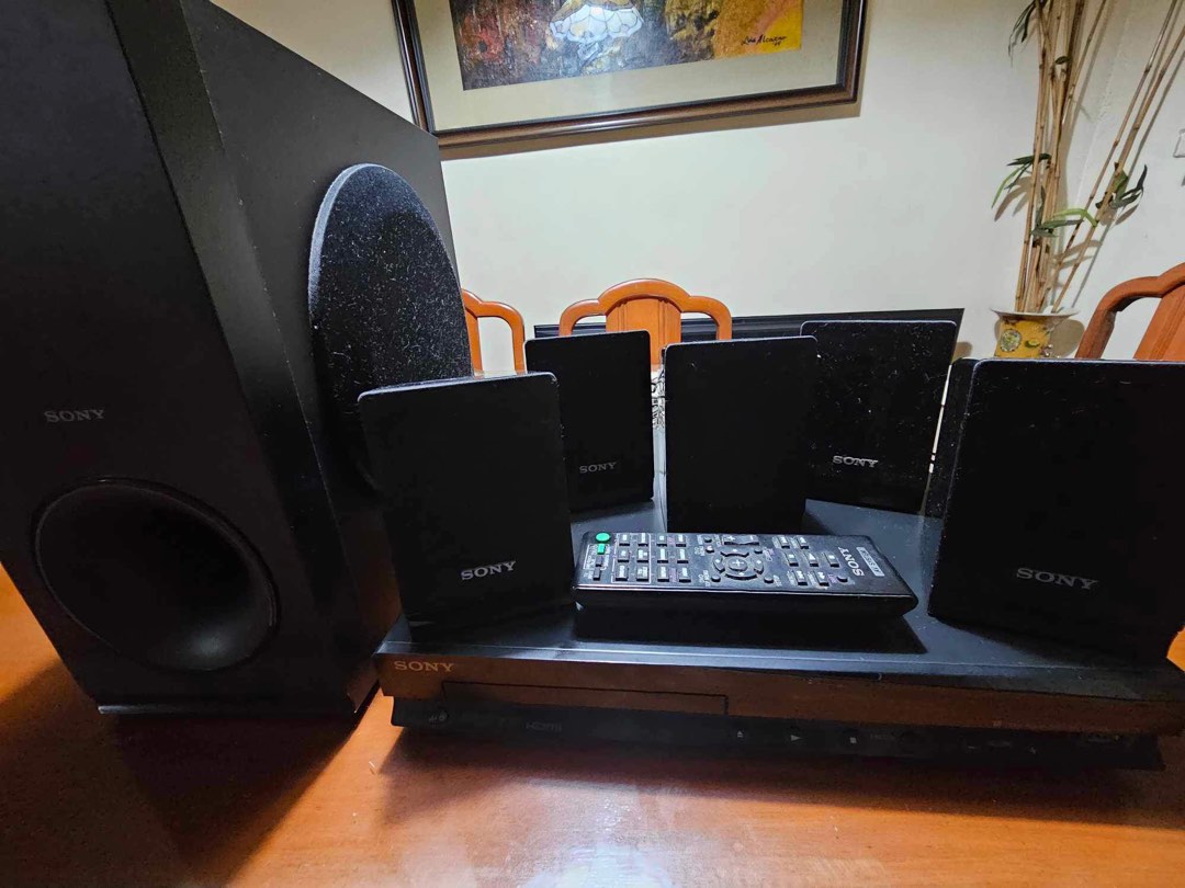 Sony Home Theatre System (DVD Receiver, Speaker system, SubWoofer ...