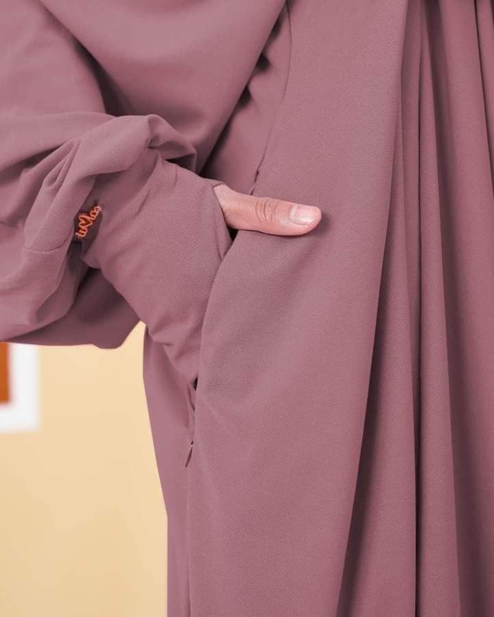 TELEKUNG LATEEFAH, Women's Fashion, Muslimah Fashion, Prayer Sets on ...