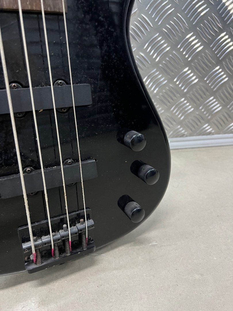 TGM 4 string bass guitar, Hobbies & Toys, Music & Media, Musical ...