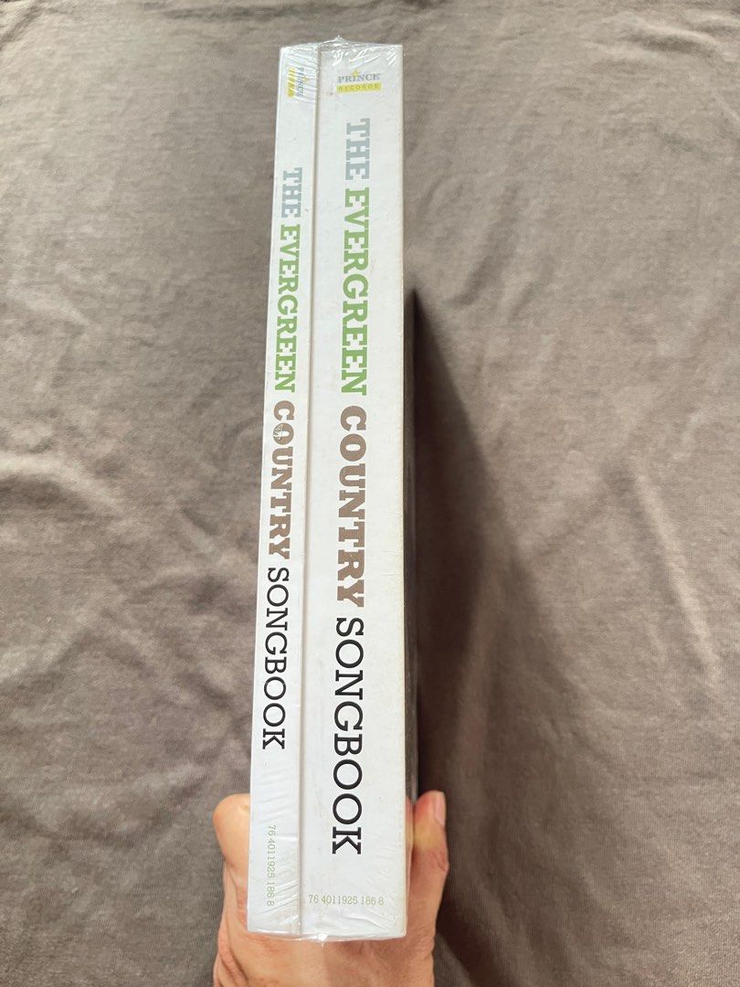 THE EVERGREEN COUNTRY SONGBOOK - MANY SHADES OF COUNTRY IN ONE ...