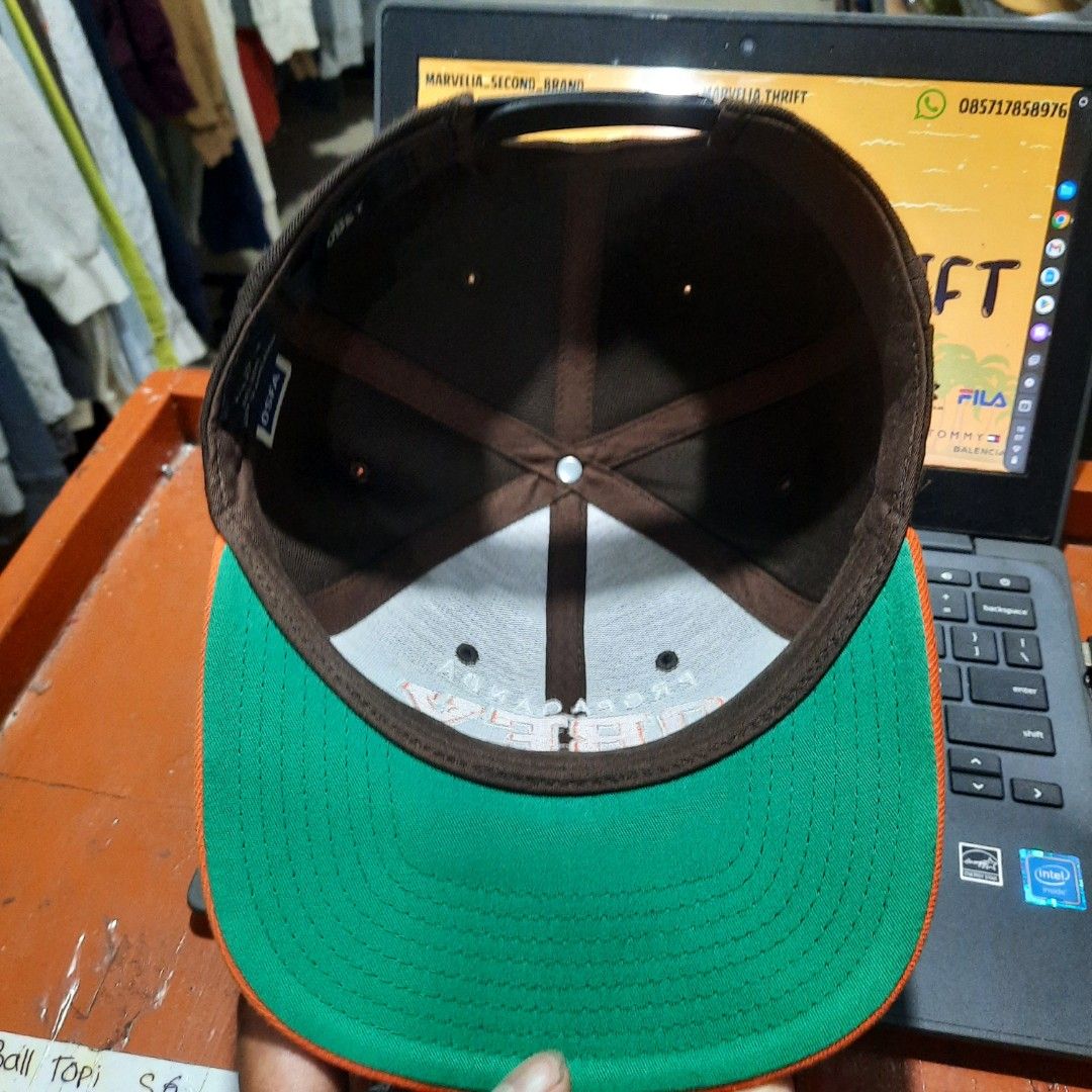 TOPI OBEY PROPAGANDA, Fesyen Pria, Aksesoris, Topi di Carousell