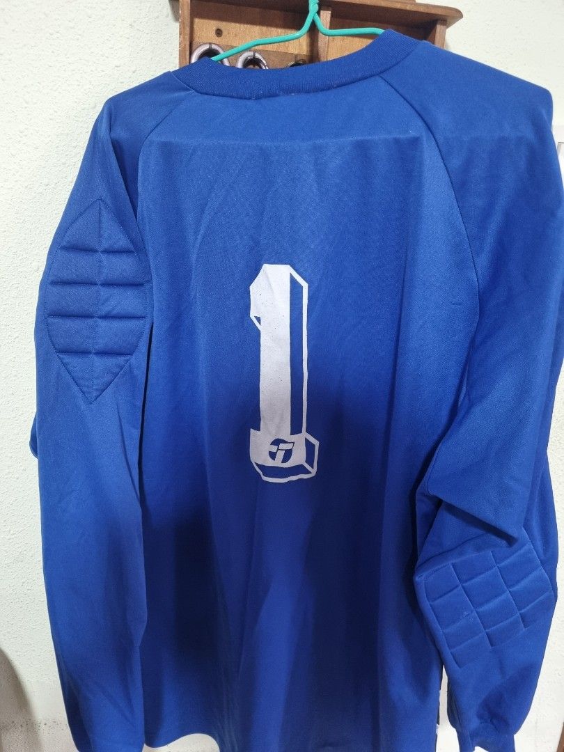 Topper Goalkeeper jersey with padding, Sports Equipment, Sports & Games ...