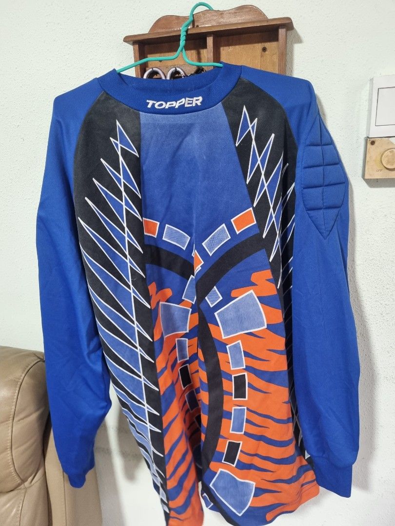 Topper Goalkeeper jersey with padding, Sports Equipment, Sports & Games ...