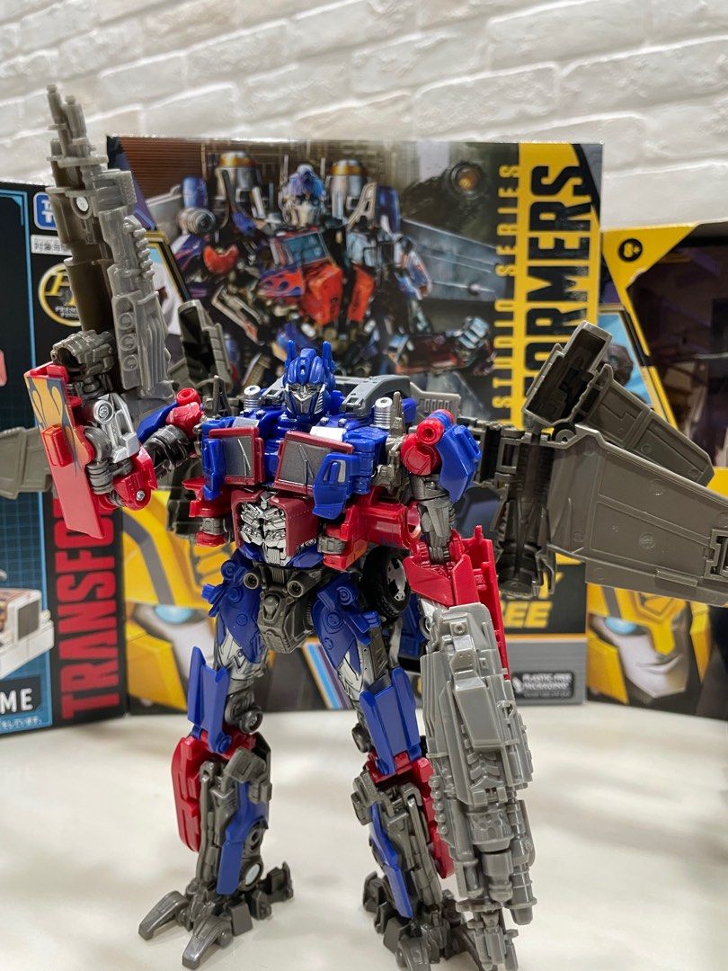 Transformers Studio Series 102, Premium Finish 05 and Studio Series 44 ...