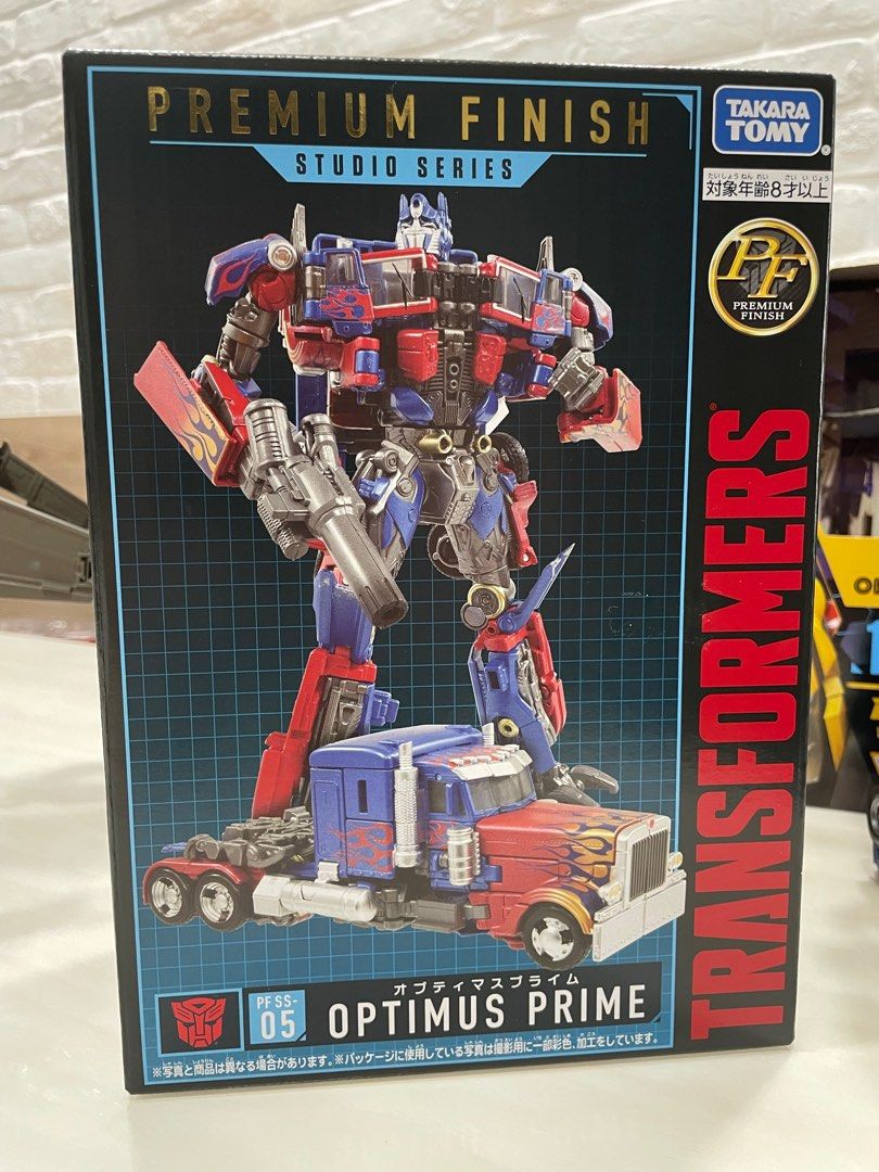 Transformers Studio Series 102, Premium Finish 05 and Studio Series 44 ...