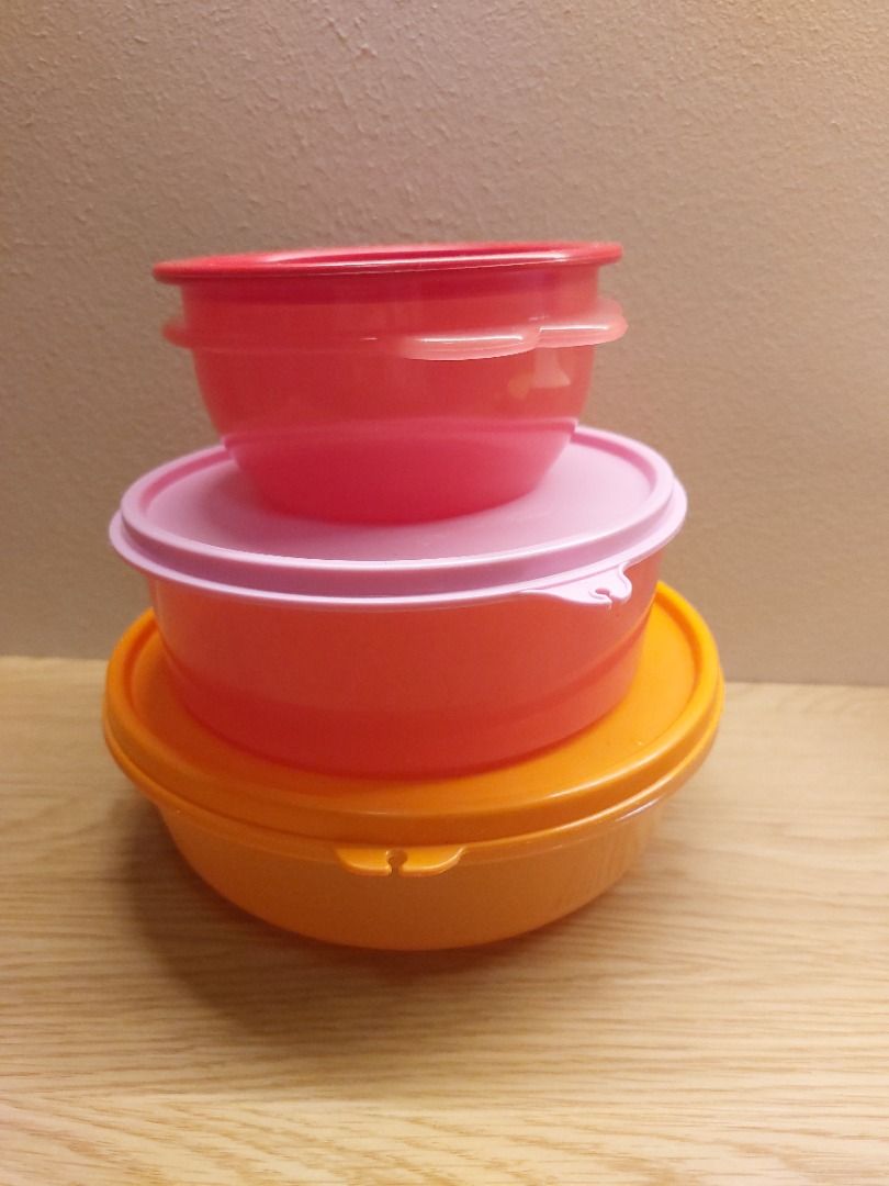 Tupperware round container set, Furniture & Home Living, Kitchenware ...