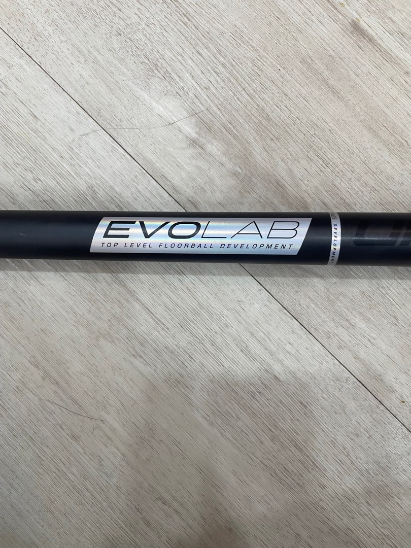 Unihoc evolab, Sports Equipment, Sports & Games, Racket & Ball Sports on Carousell