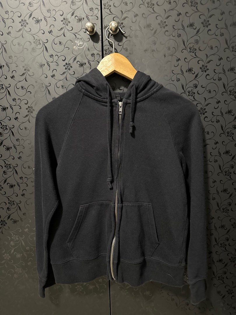 uniqlo jacket, Women's Fashion, Coats, Jackets and Outerwear on Carousell