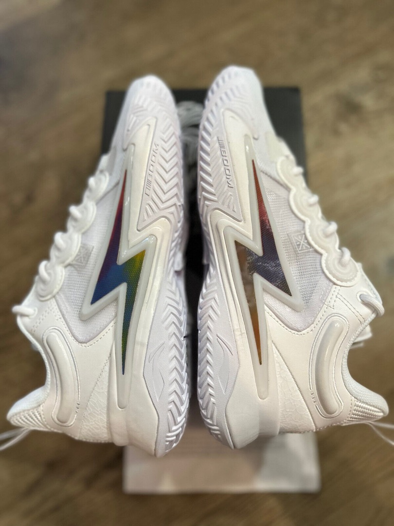 way of wade son of flash basketball shoes , Men's Fashion, Footwear ...